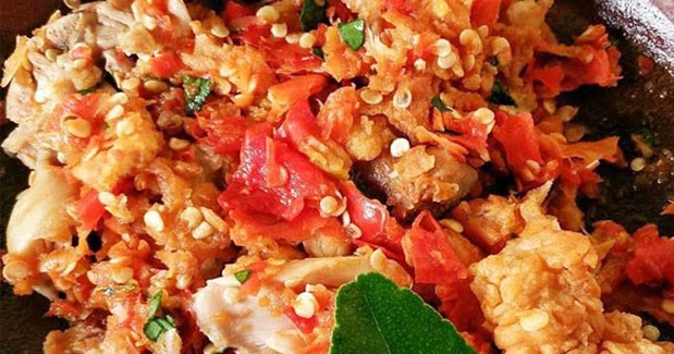 Resep Ayam Geprek Istimewa dengan Sambal Korek Pedas
