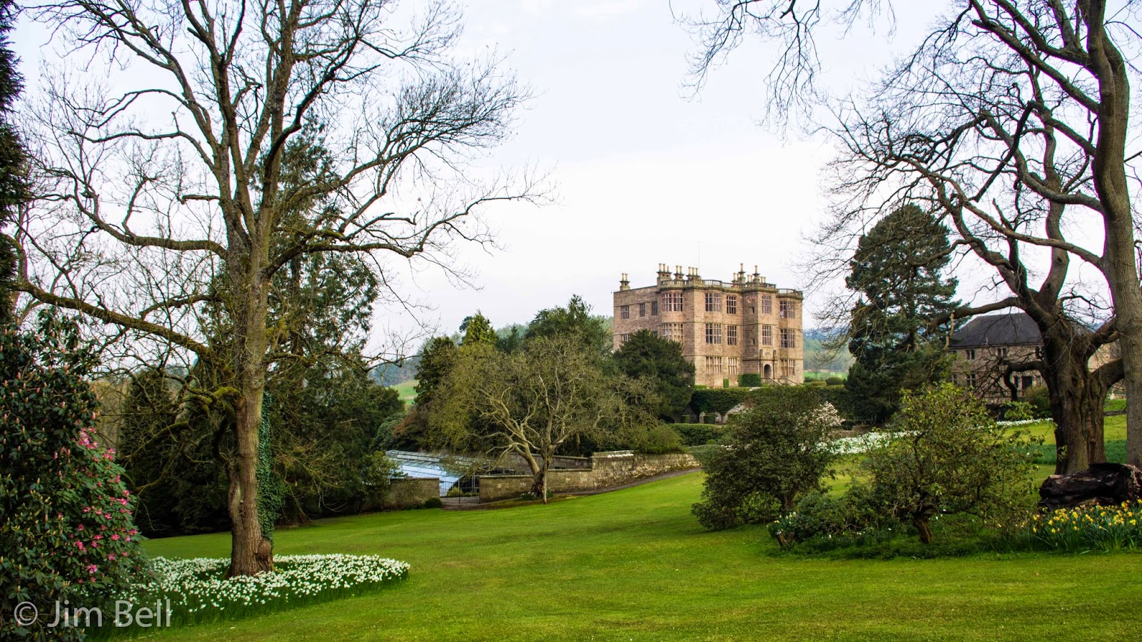 Out & About: Wootton Lodge, The JCB Testing Track and Drowned Rats.