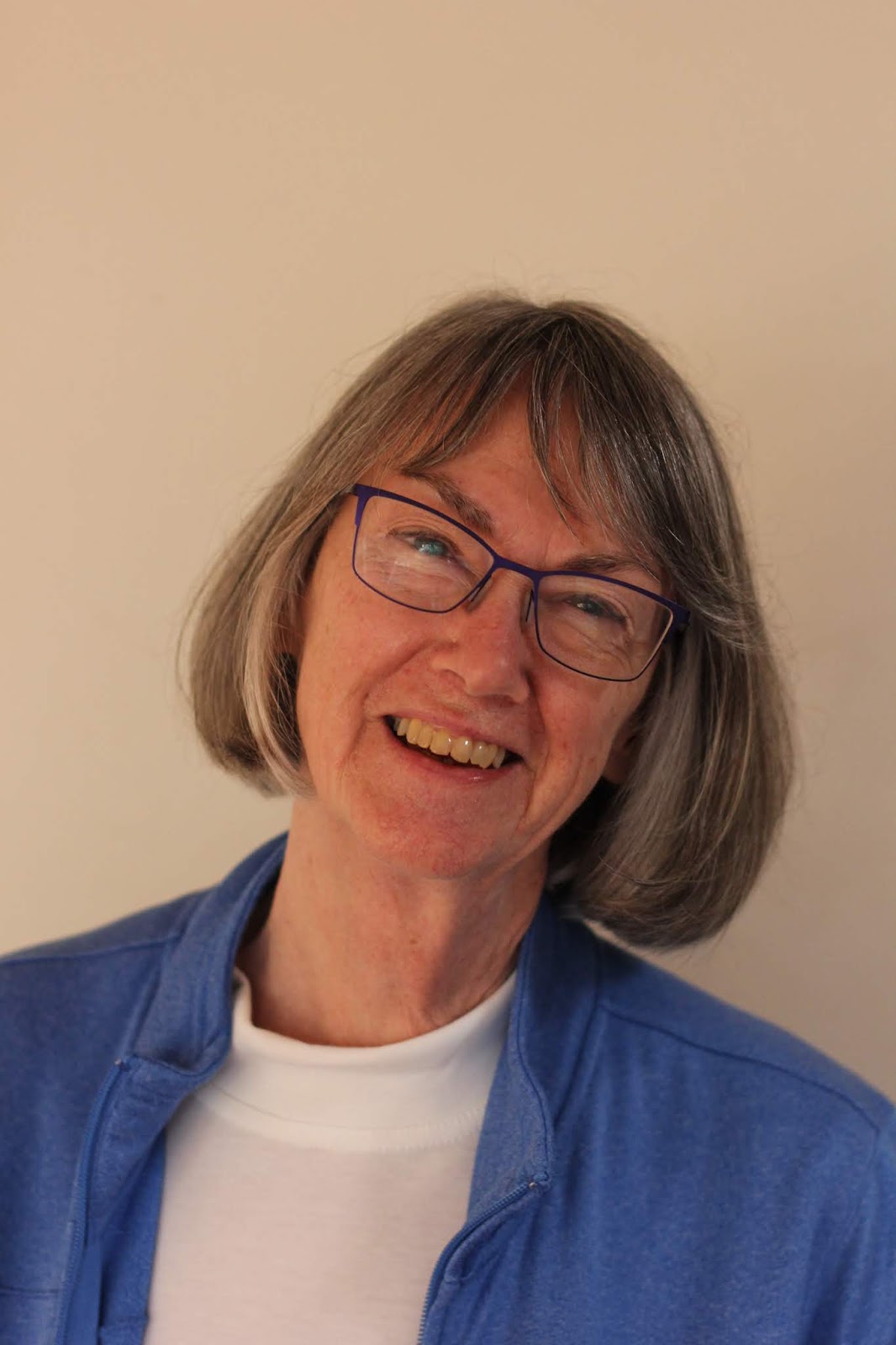 12 Curly Questions with author Penny Matthews - SMART KIDS