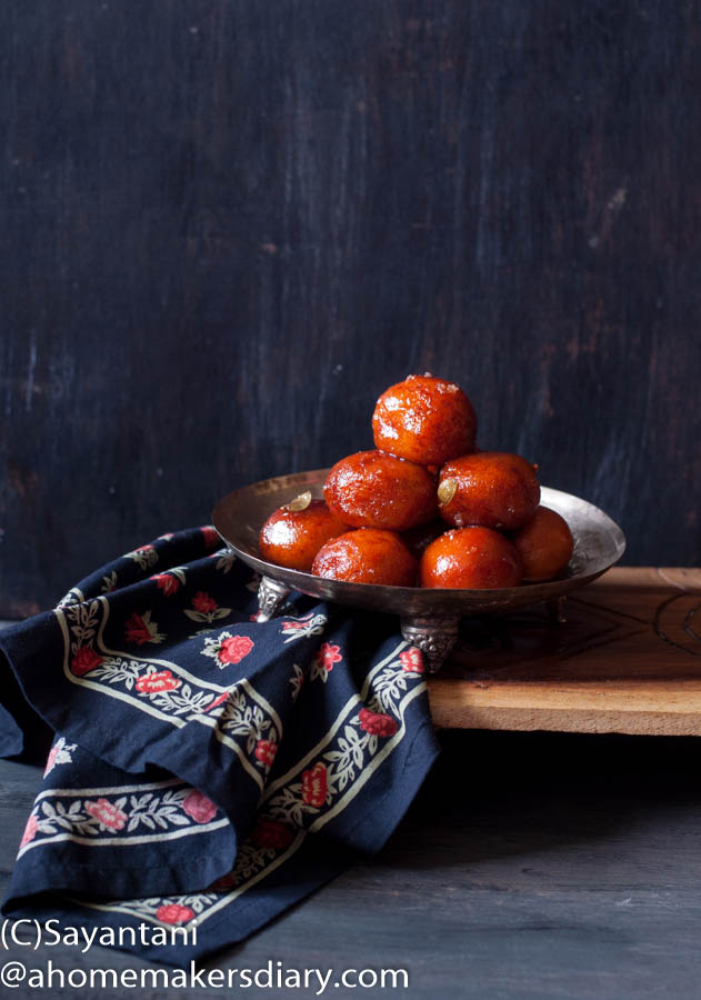 Pantua-Bengali Gulab Jamun - A Homemaker's Diary