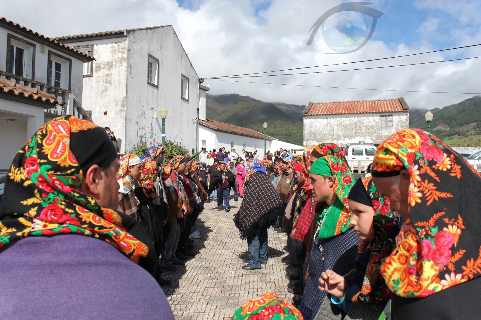 ROMEIROS DA POVOAÇÃO ANTES DA SUA ENTRADA - LOMBA DO POMAR ~ Um Olhar ...