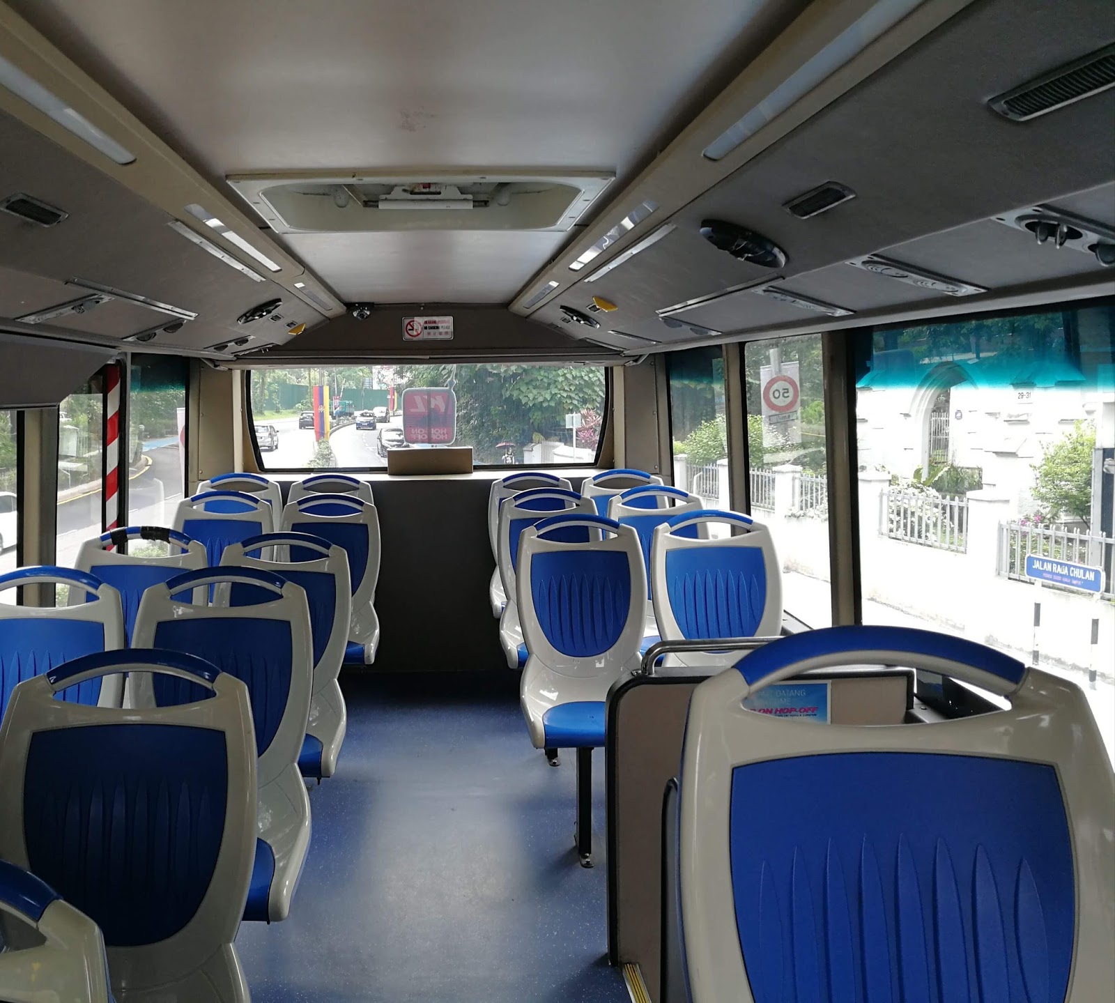 TEROKA KUALA LUMPUR DENGAN PERKHIDMATAN BAS KL HOP ON HOP OFF CITY TOUR