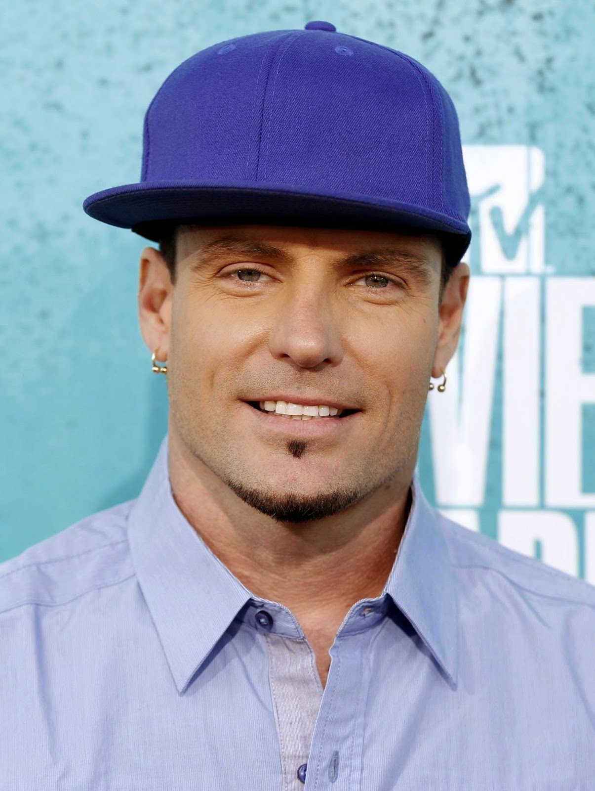 WELCOME TO JESSY BLOG: Ice Ice ole! :-). 90's rapper Vanilla Ice ...