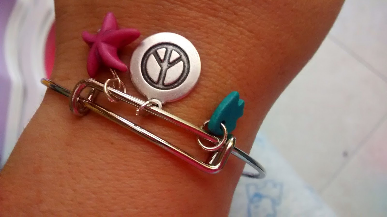 CREACIONES D*: Pulseras Rígidas Dorada y Plateada