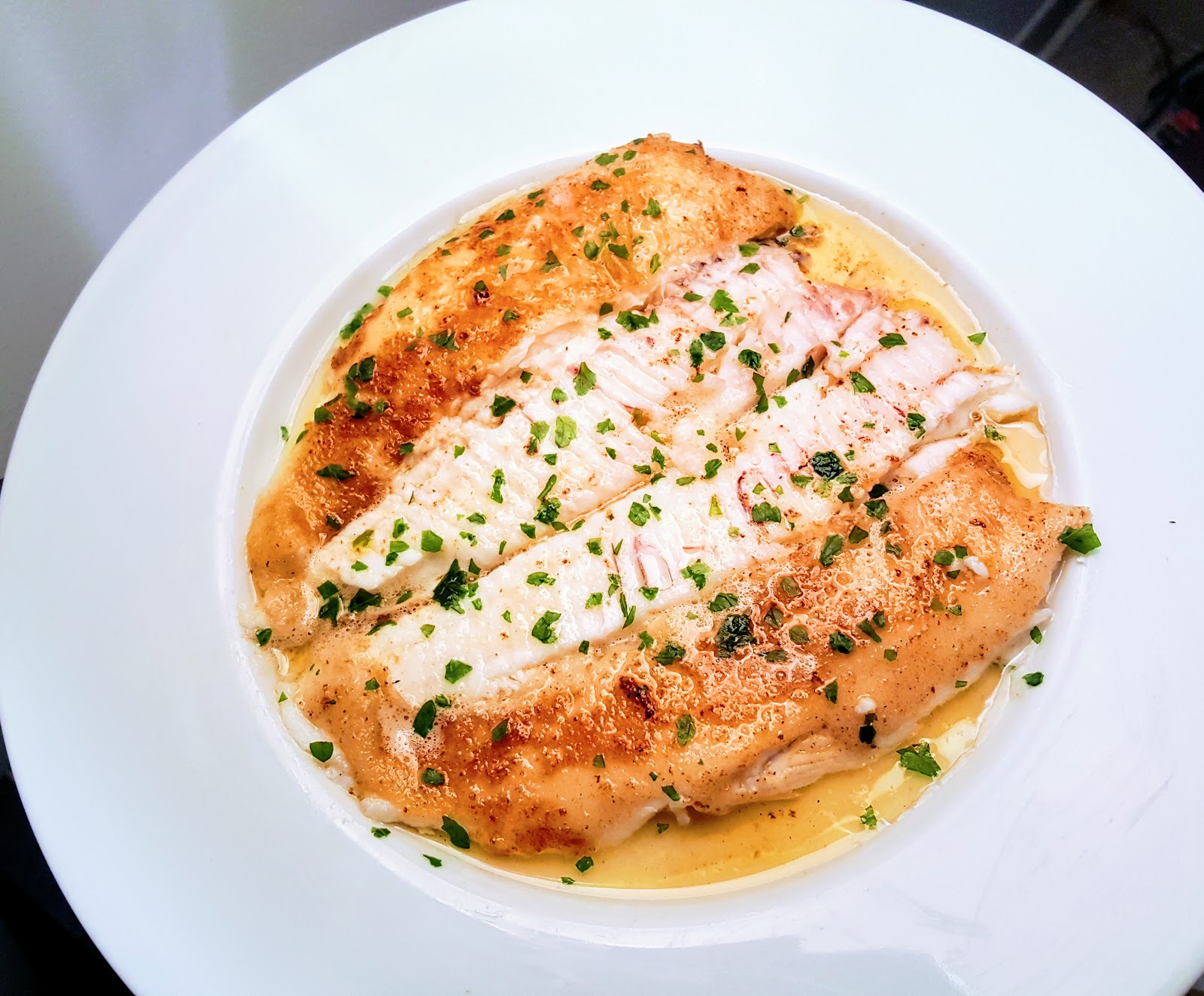 Sauter des poissons façon meunière