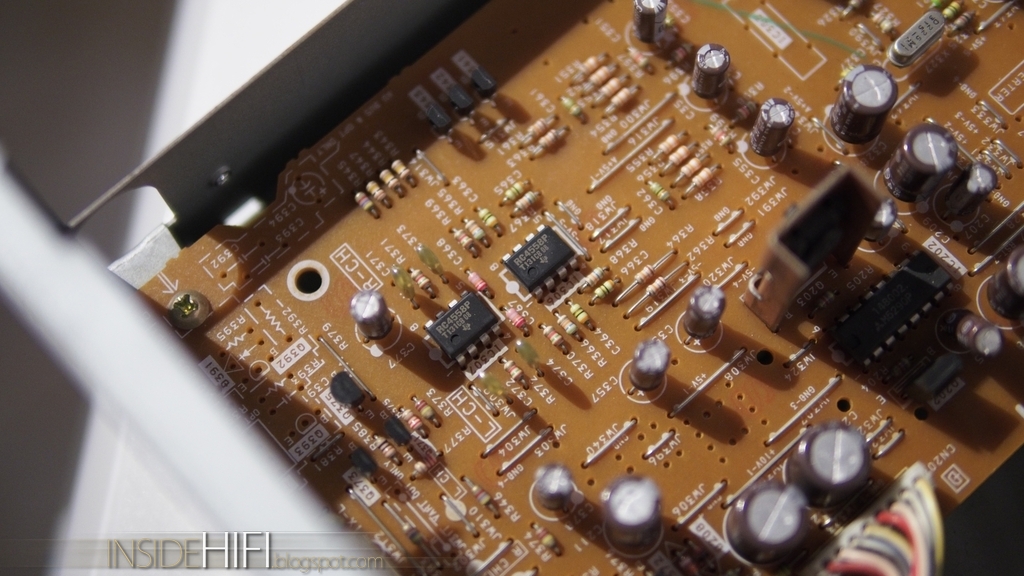 Inside Hi-Fi: Sony CDP-M33