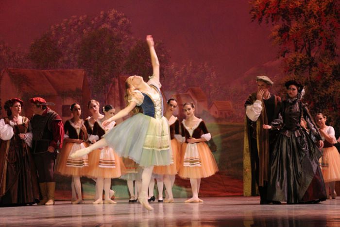 Giselle Ballet - We Love Colors Friends Blog