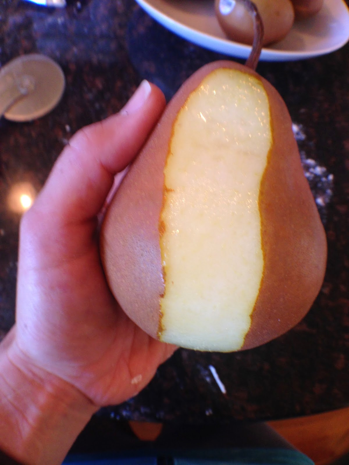 Delicious Reads: Autumn Pear Dumplings with Cream Cheese Filling