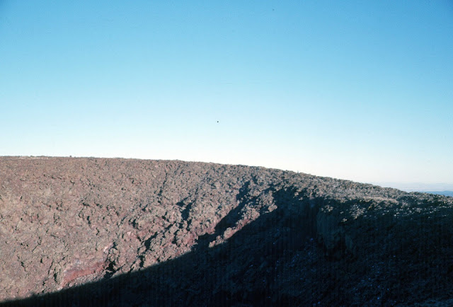 SnappingStiles: Arizona: standing at the rim of an extinct volcano