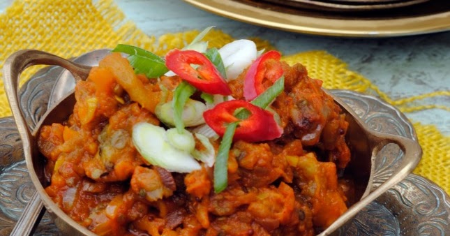 Baingan ka Bartha ~Roasted Aubergine Curry | simply.food