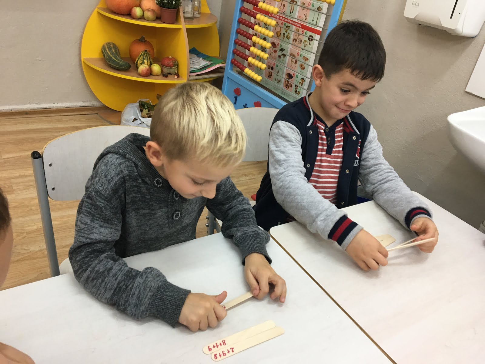 Fun and Games Math: KABOOM! - addition and subtraction in the range 20