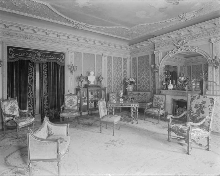 The Gilded Age Era: The Astor Double Mansion on Fifth Avenue
