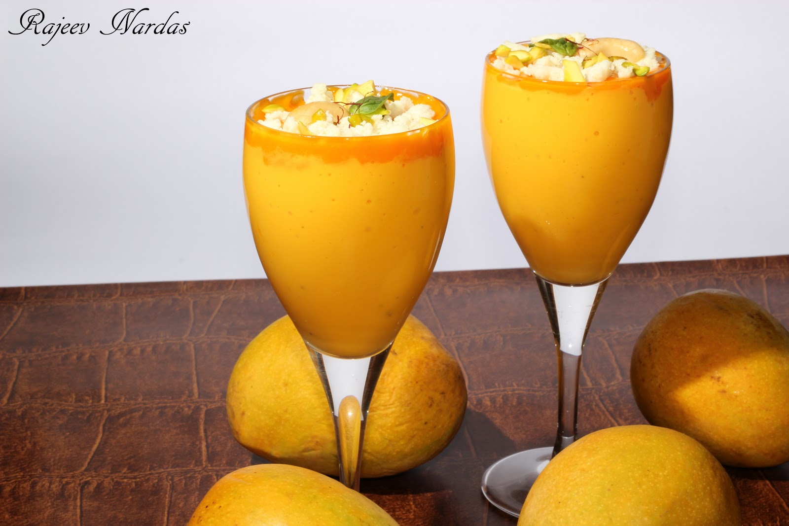 Manju's Food-Bite's: Mango Lassi