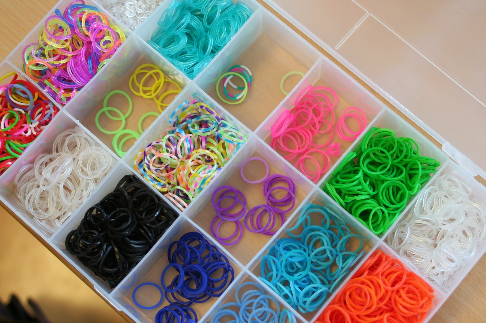 Natuurlijk Madelief: wij 'loomen' ons het jaar uit.