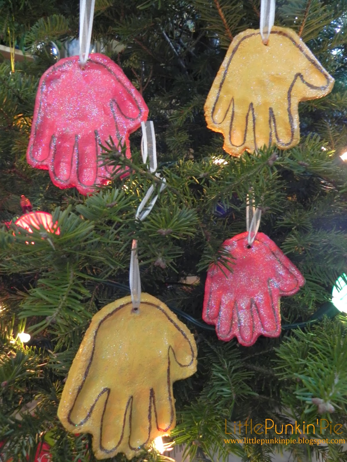 littlepunkinpie: Salt Dough Hand Ornaments