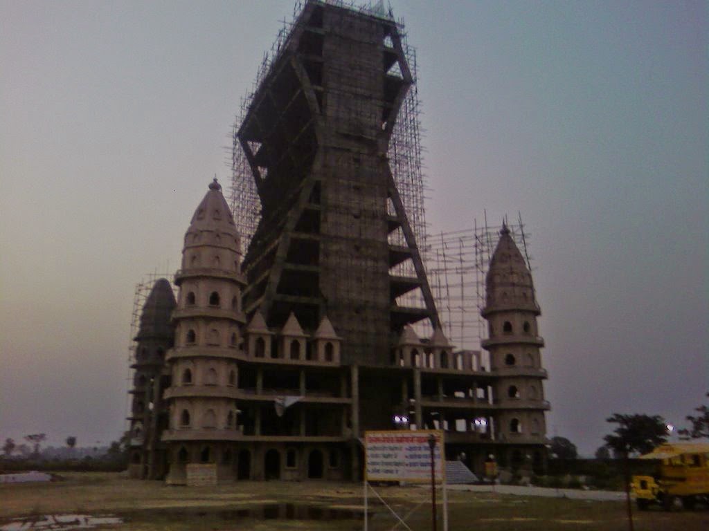 Tour India: Badagaon Jain temple India