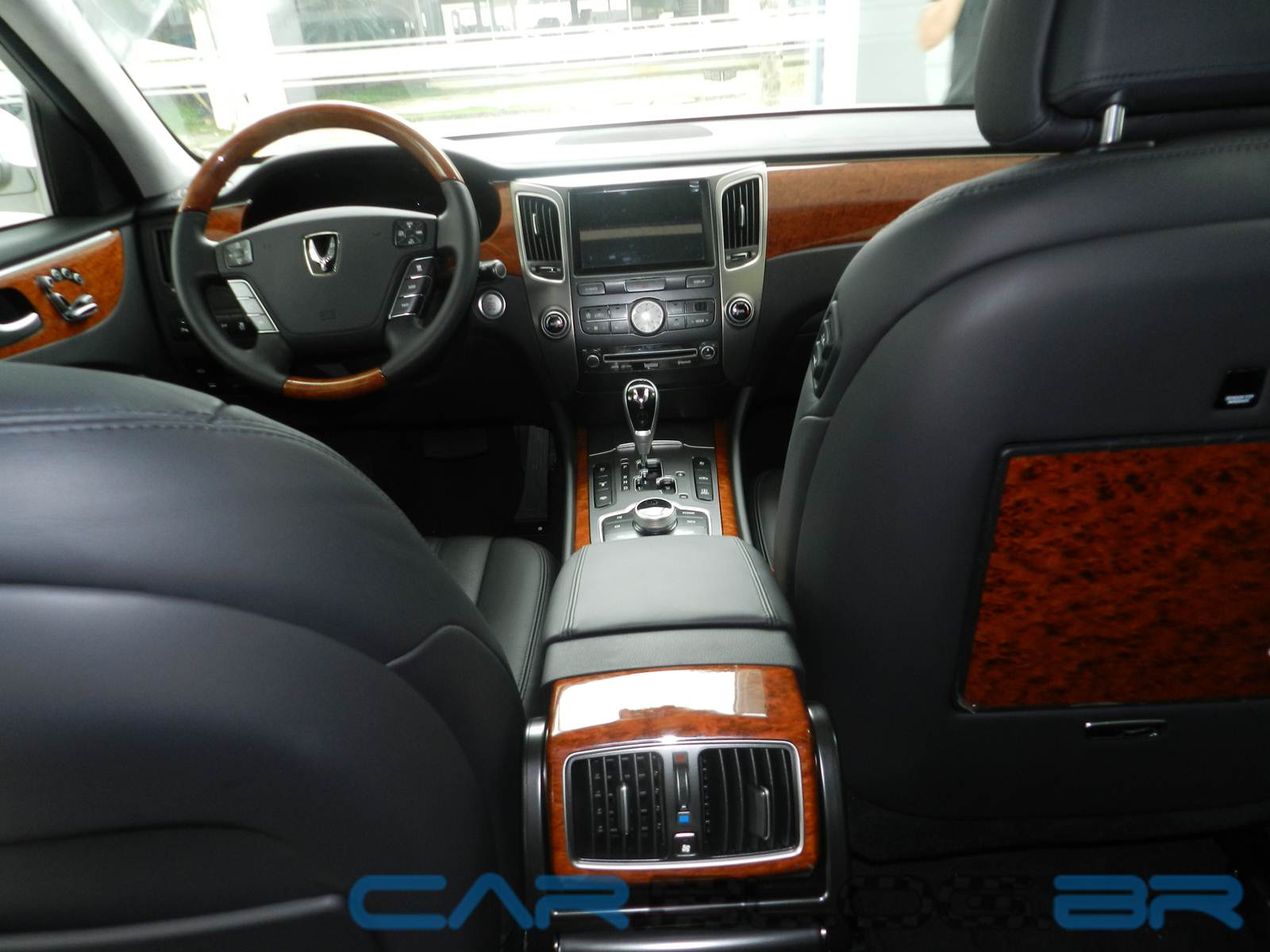 Hyundai Equus 2013: fotos, vídeos, preço, consumo e especificações