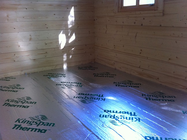 Cabin Living: Aberfeldy log cabin installation