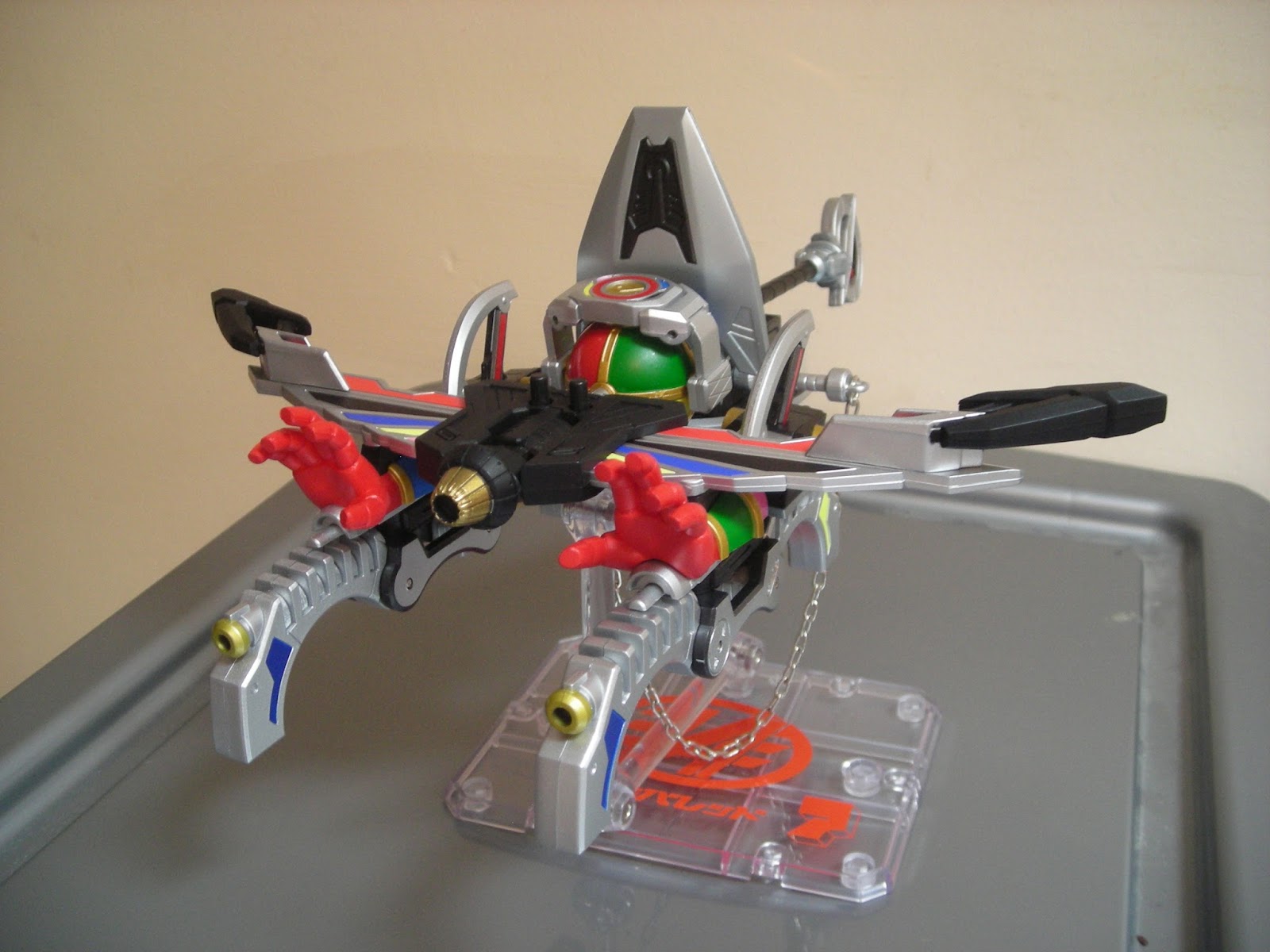 My Shiny Toy Robots: Toybox REVIEW: S.H. Figuarts Akiba Yellow (Season ...