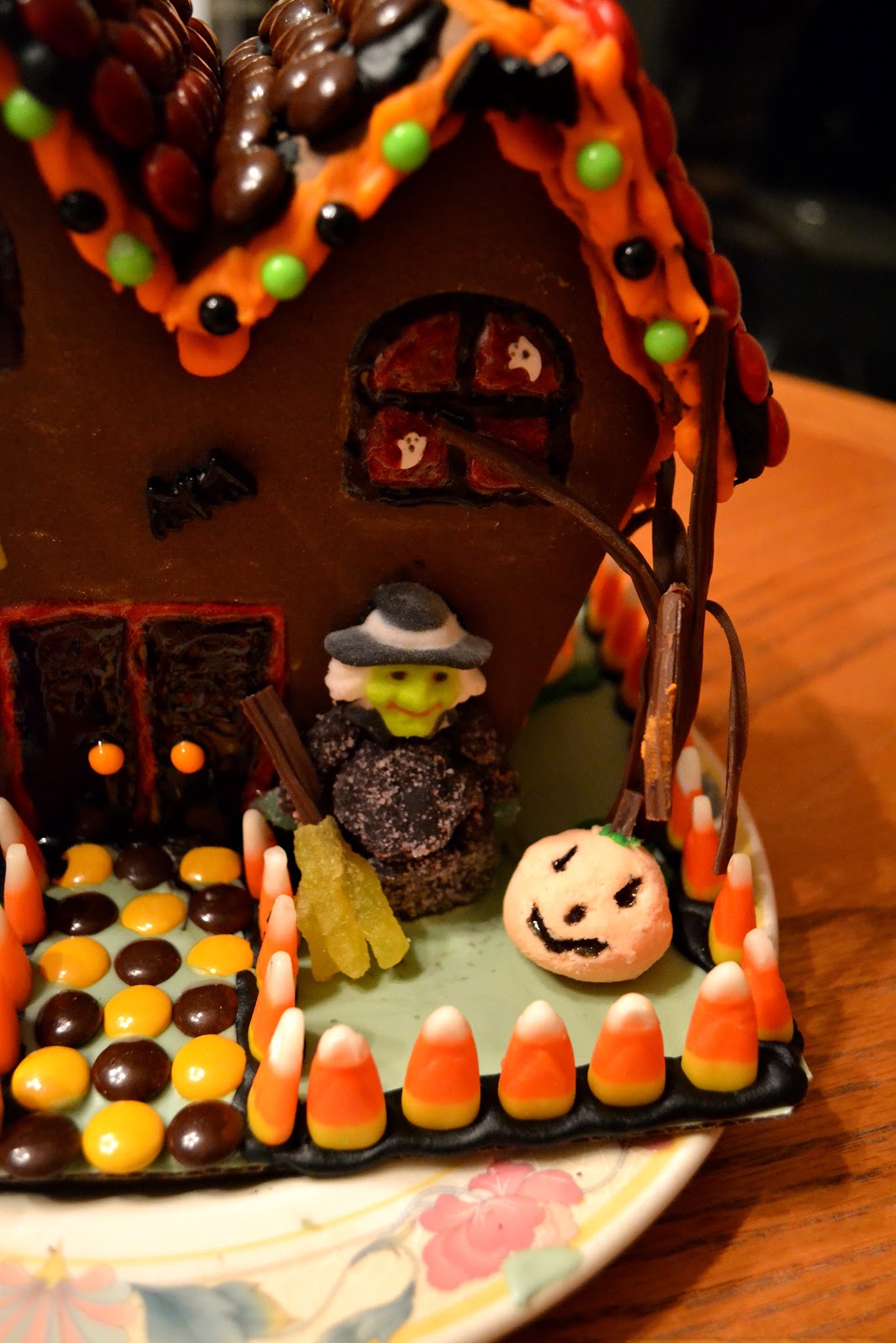 Simple Savory & Satisfying: Haunted Gingerbread House Ideas