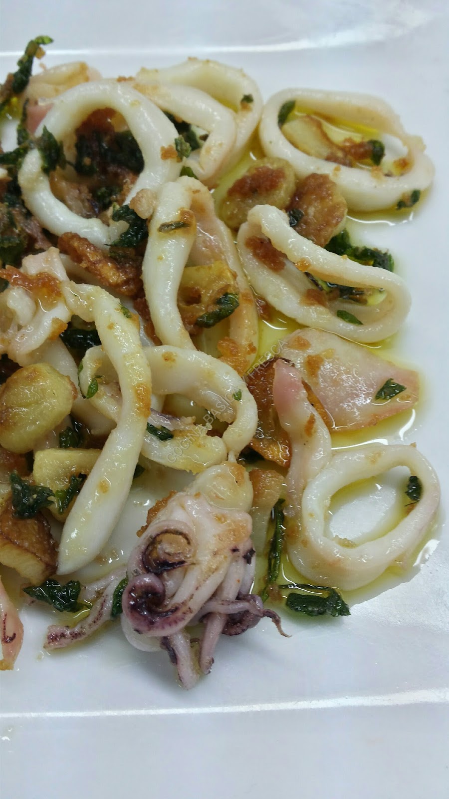 Cocina Basica y Fresca: CALAMARES AL AJILLO CBF@