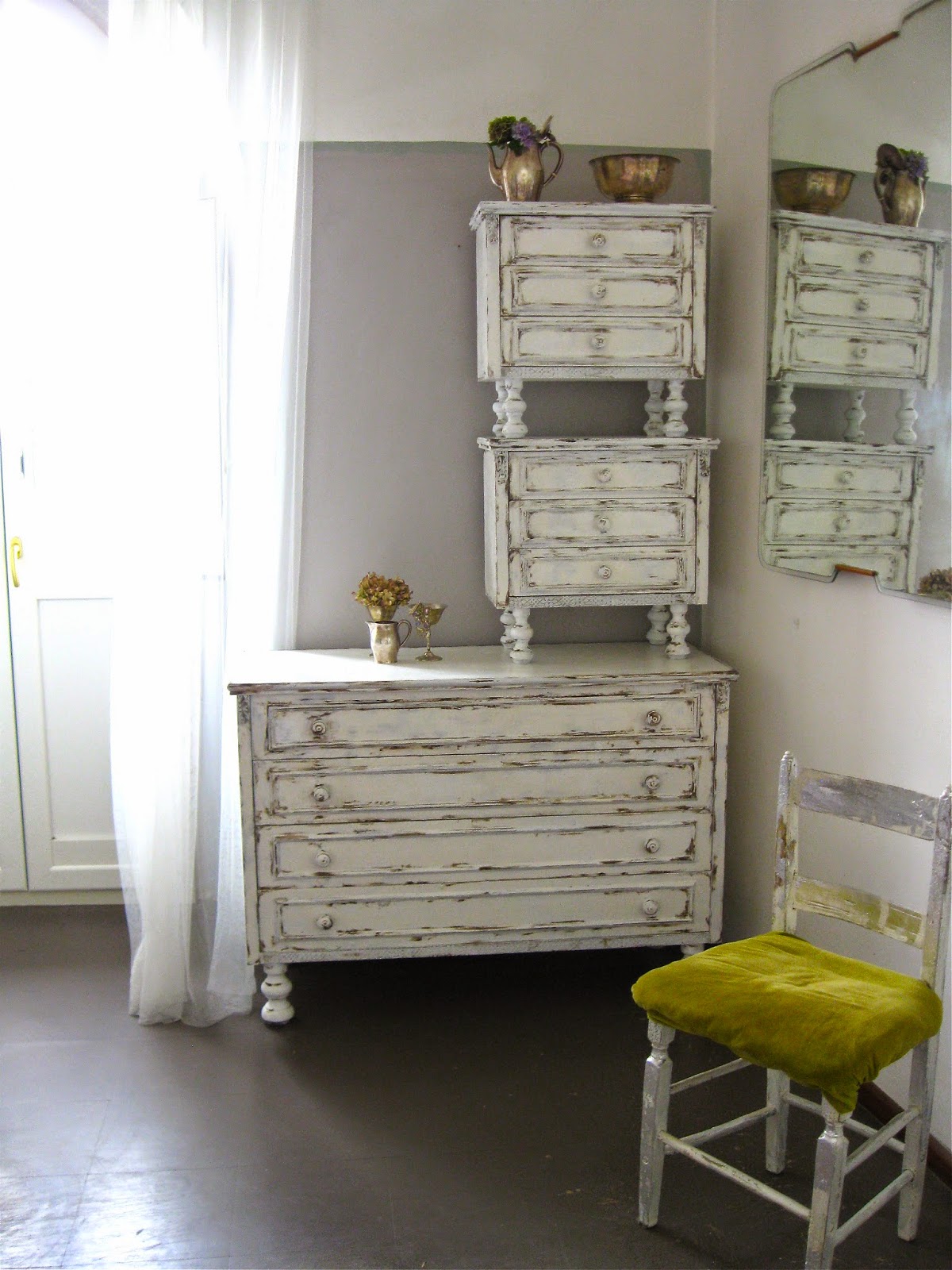 Sette Design: Wall of Furniture