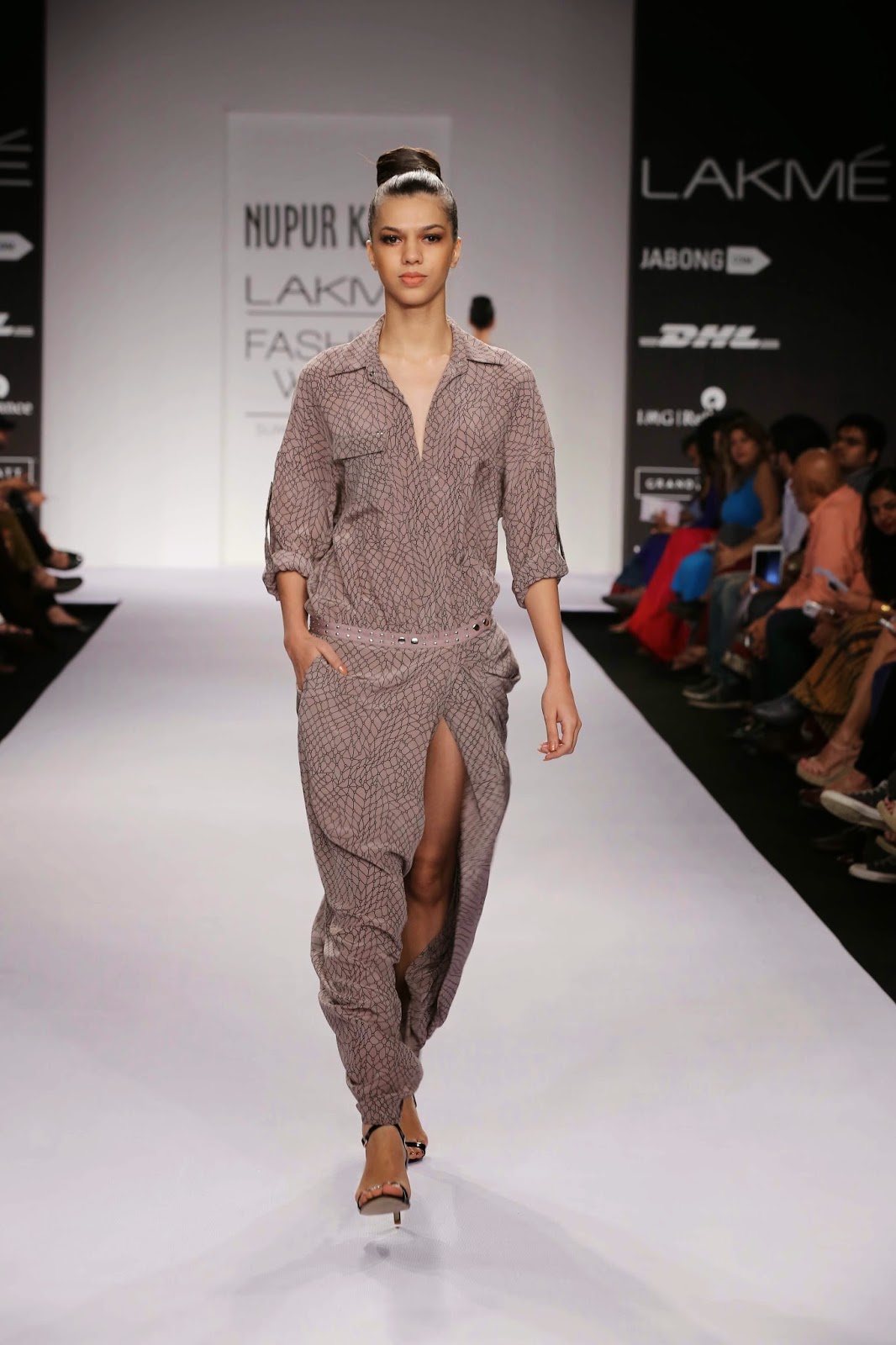 A Quaint Perspective: March 2014