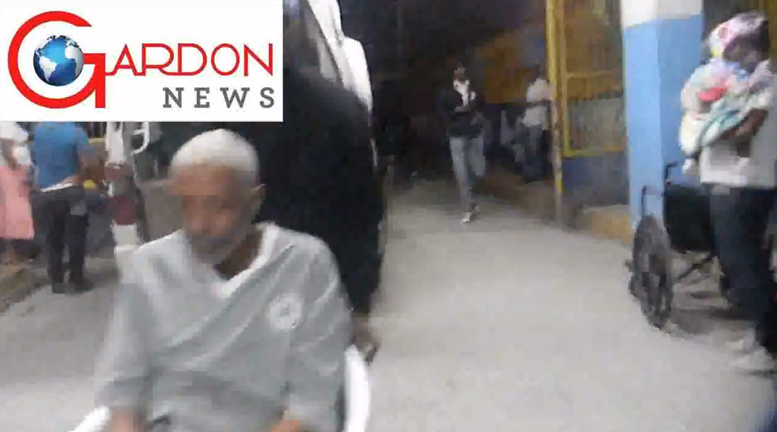 (VÍDEO) Hombre es impactado por un vehículo mientras se desplazaba en ... (VÍDEO) Hombre es impactado por un vehículo mientras se desplazaba en ...
