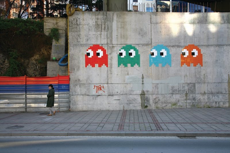 The invasion of Paris by INVADER
