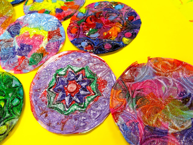 Cassie Stephens: In the Art Room: Tissue Paper Relief by Third Grade