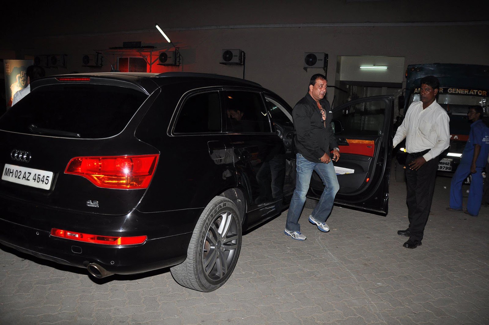 Sanjay Dutt in His Audi Q7 ~ Celebrity Cars - India
