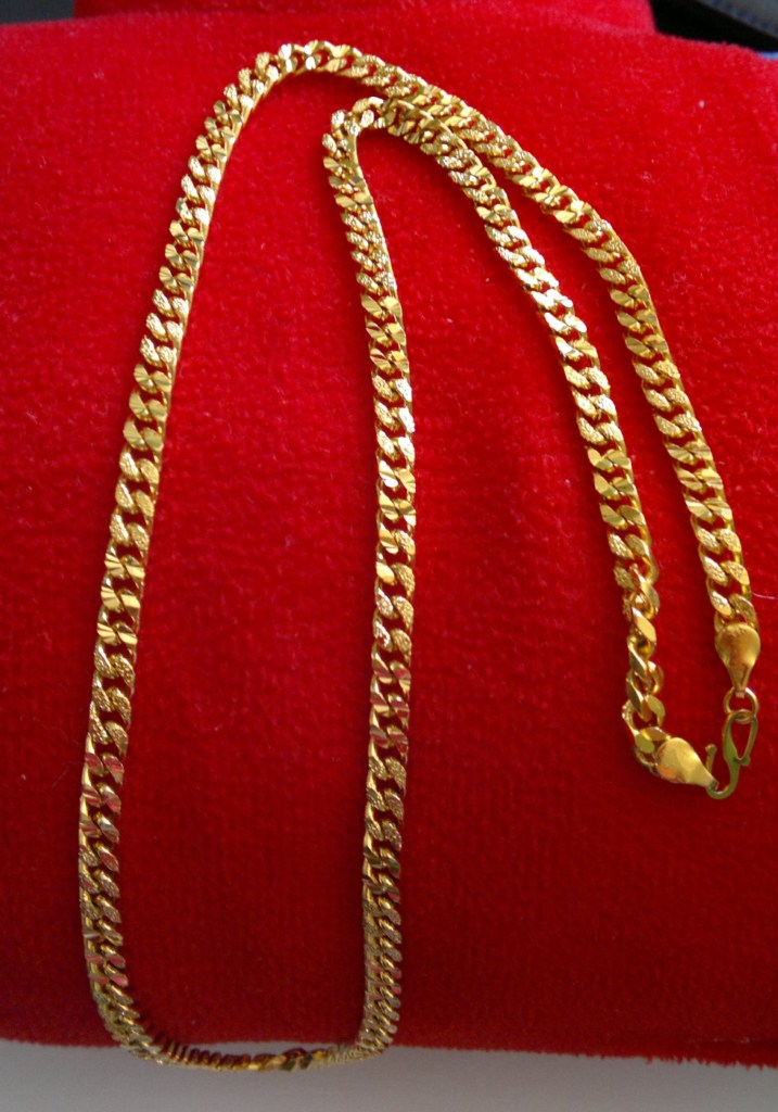 PEMBORONG EMAS SADUR KOREA 24K: RANTAI LEHER