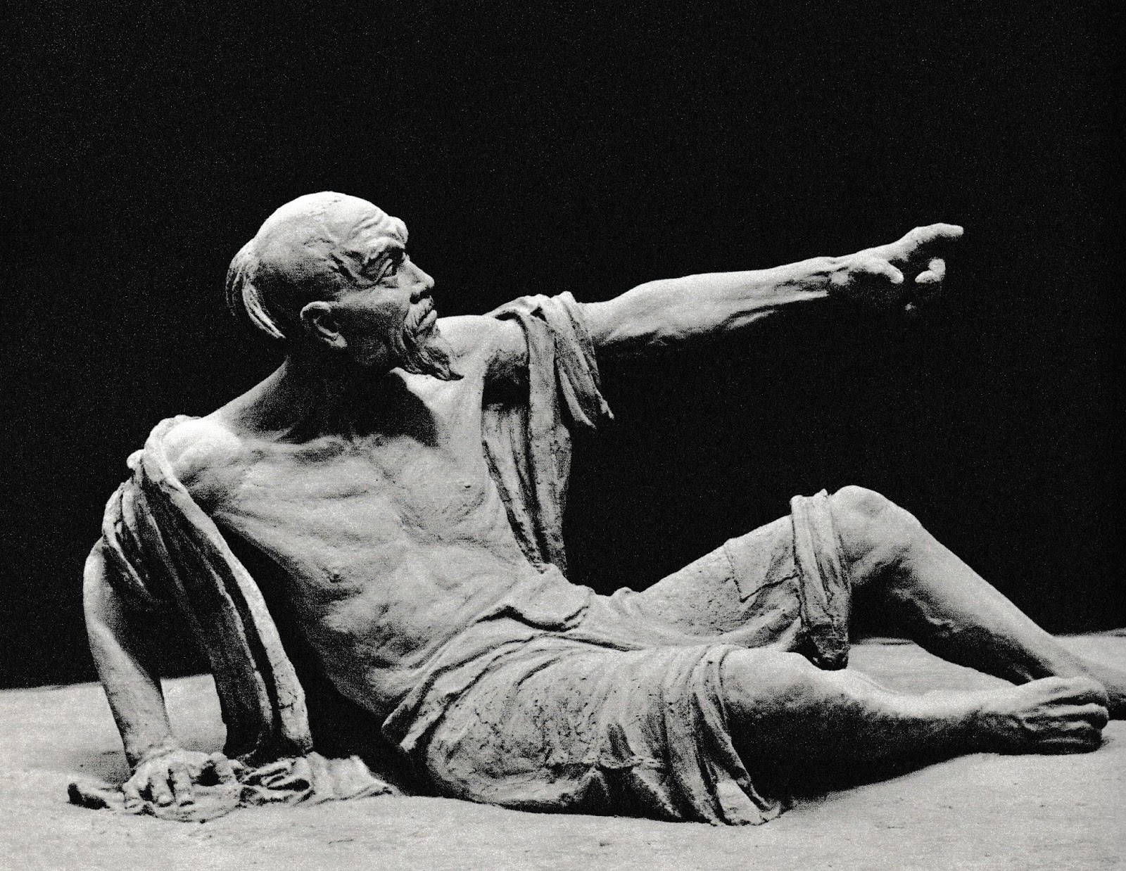 The Left Chapter: The Rent Collection Courtyard Sculptures -- From ...