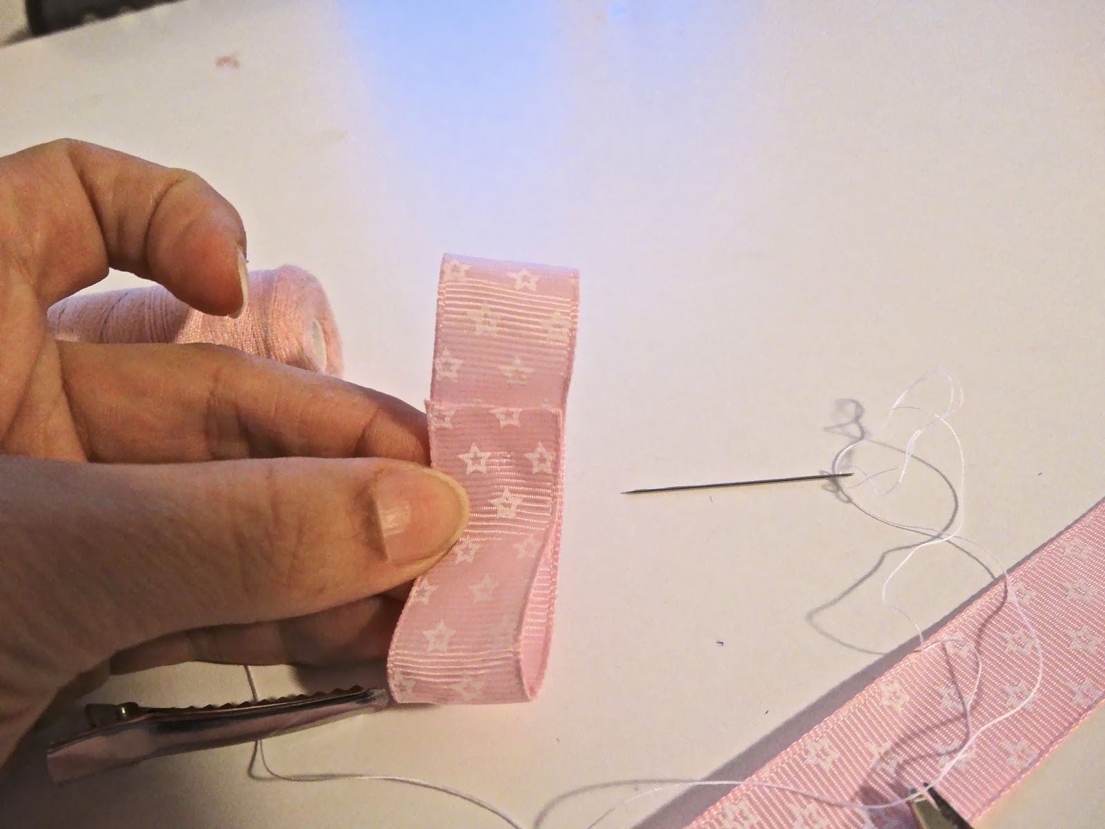 Sou Eu Que Faço: Passo-a-passo de gancho-flor para cabelo