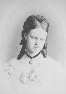 istorie si destin: From splendor to revolution: The Romanov Woman 1847-1928