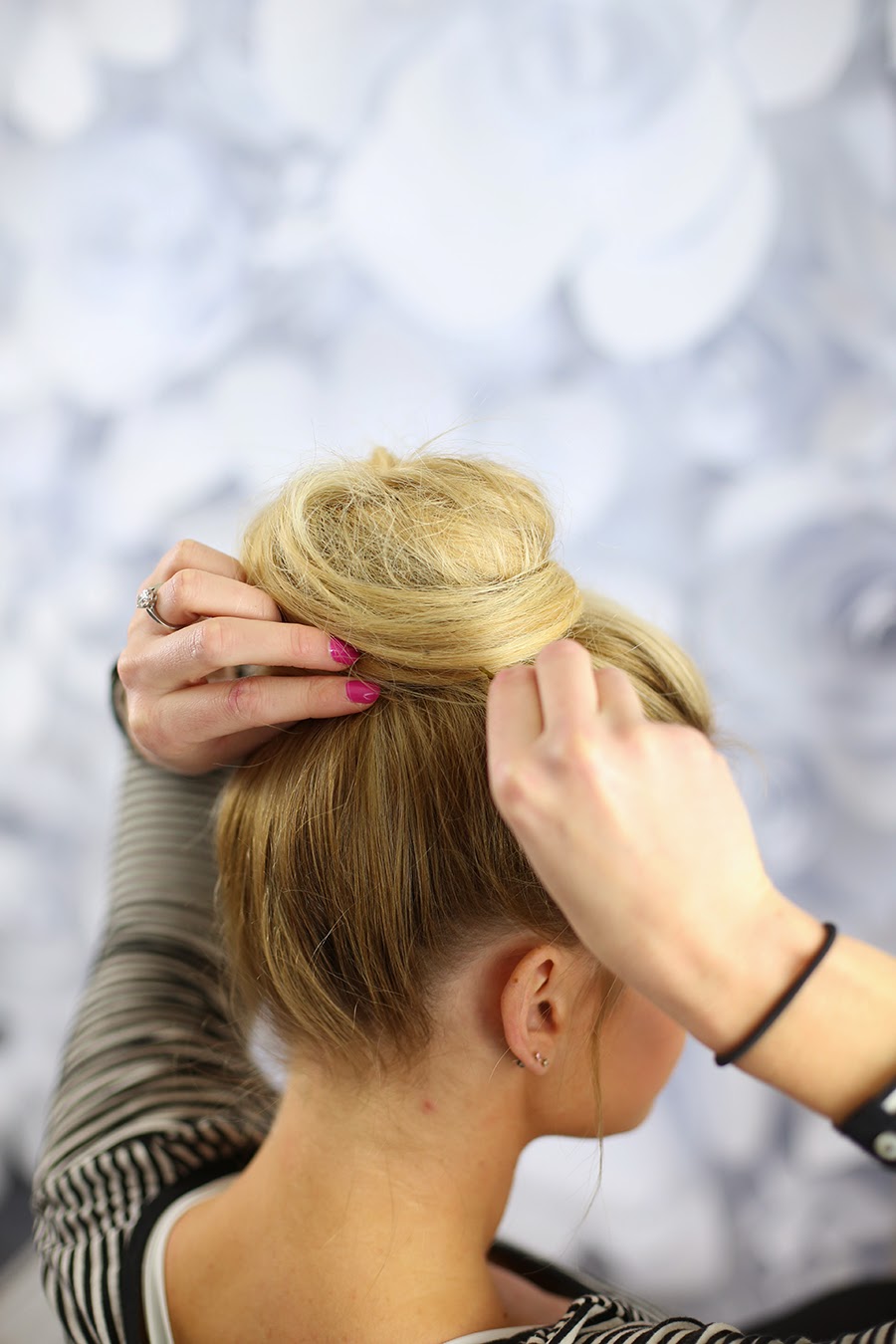 Flourish Boutique & Gallery: Easy 5 minute bun hair tutorial