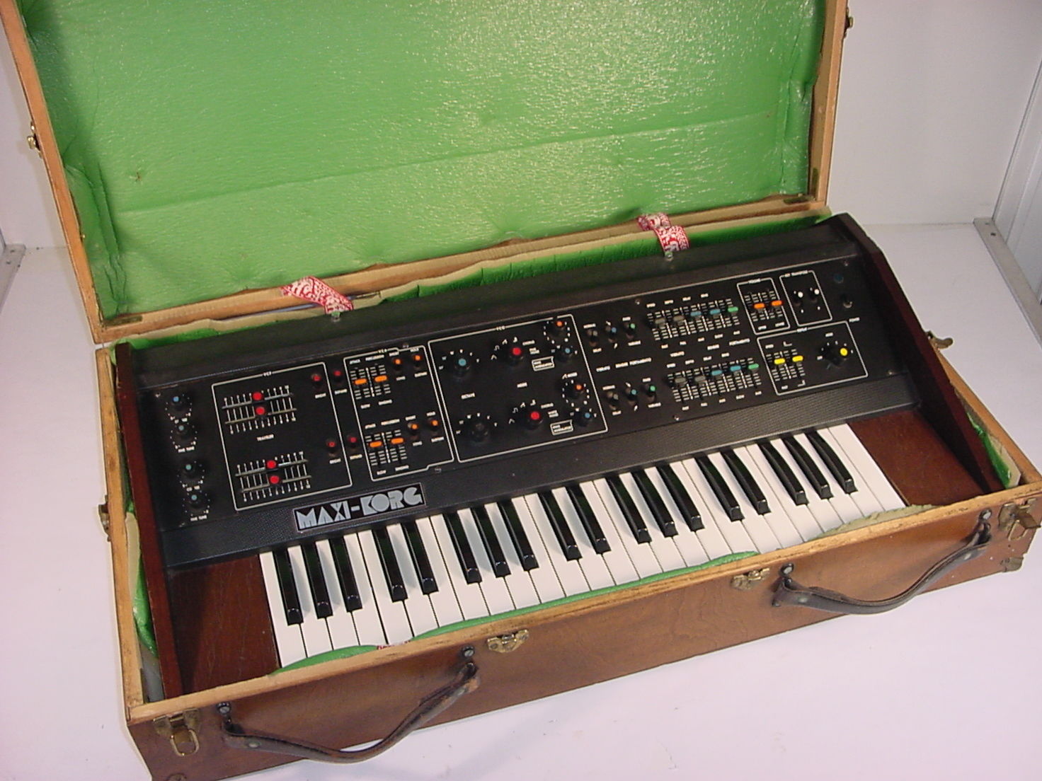 MATRIXSYNTH: Vintage Original Maxi-Korg 800DV