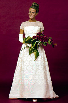 Retro ACTIVE Critiques: Peggy Lipton –– The Prettiest + Coolest Lady