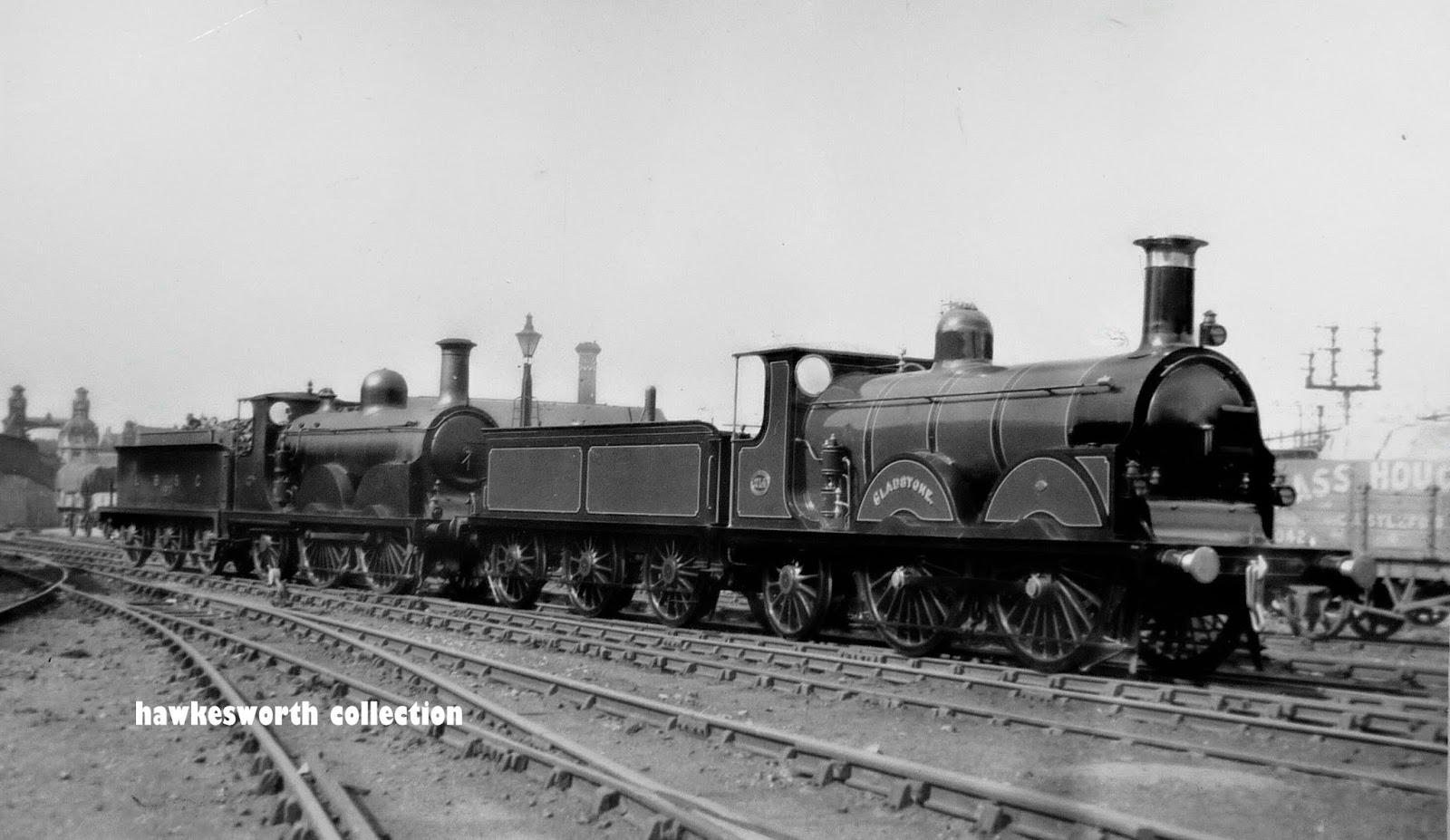 Steam Locomotives - 1920s: 200-206 Gladstone Bag.