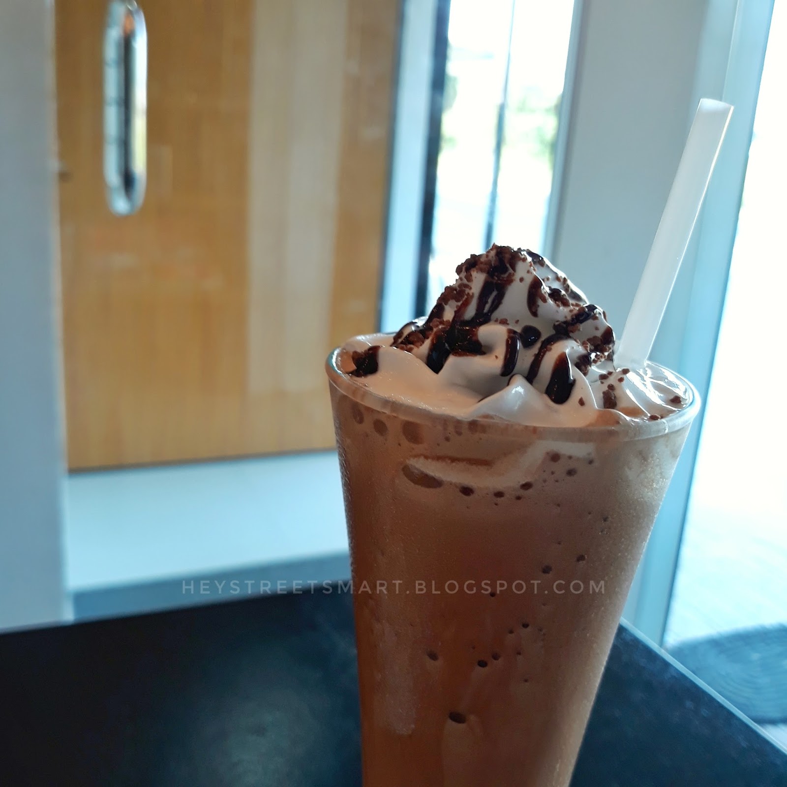 1995 Studio Cafe - Hey Street Smart