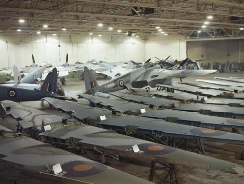 Bayou Renaissance Man: Iconic photographs of World War II aircraft ...