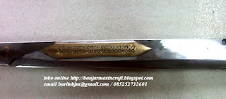 Toko Online Kerajinan Khas Kalimantan: Pedang Mandau Khas Dayak