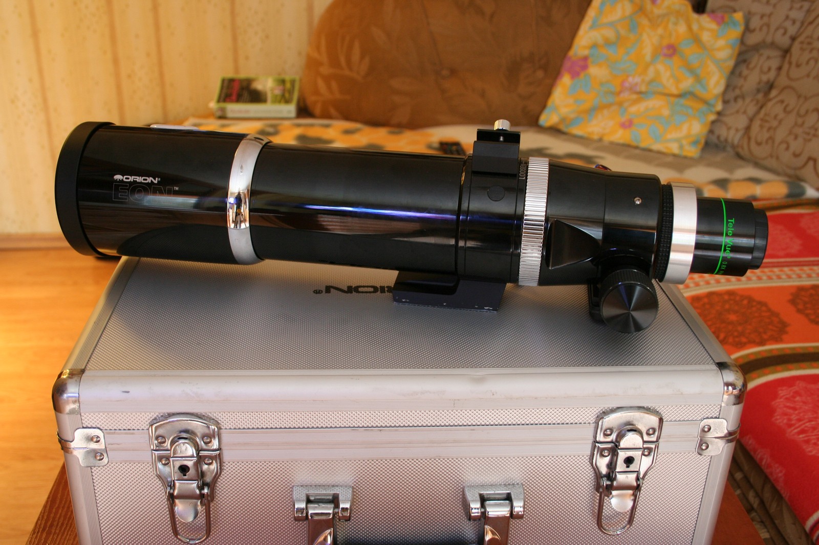 Astronomia Amatorska: Orion EON 80ED + Flattener TV 0.8x