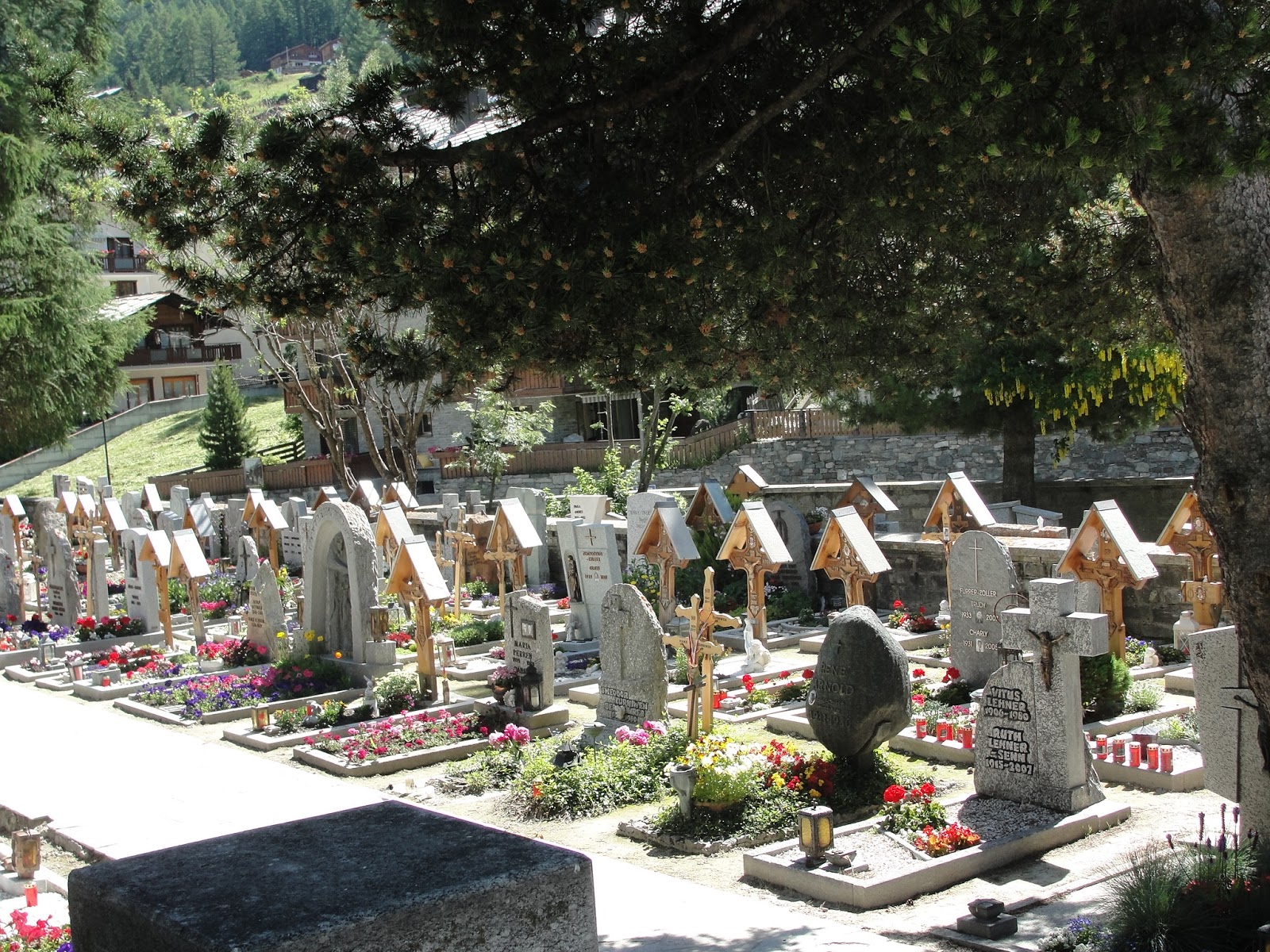 Simply Susan: Cemetery Gardens