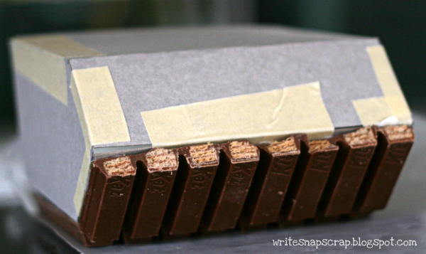 Write Snap Scrap: The Kit Kat "Gingerbread" House - Crafts With Kids