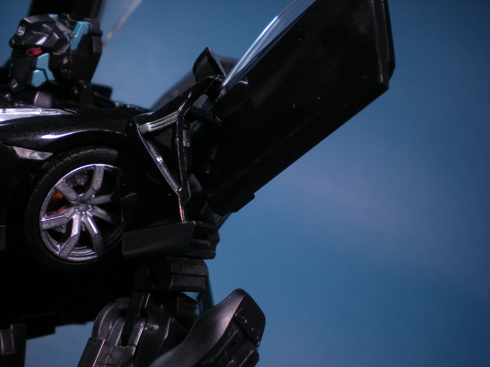 Review: [Takara Tomy] Transformers Alternity Convoy -Super Black ...