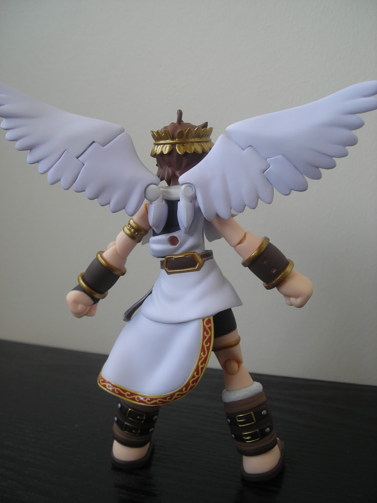 My Shiny Toy Robots: Toybox REVIEW: Figma Pit