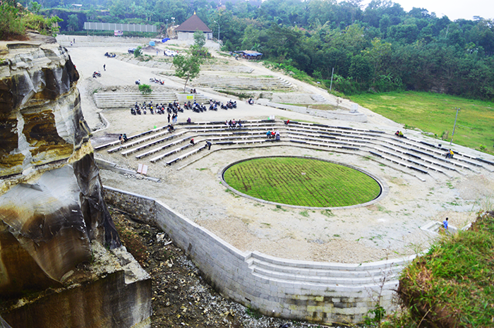 Info Lokasi dan Jalan Menuju Tebing Breksi Jogja