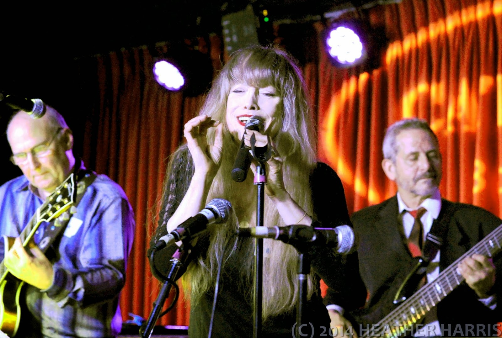 Fast Film: LYNN CAREY SINGS