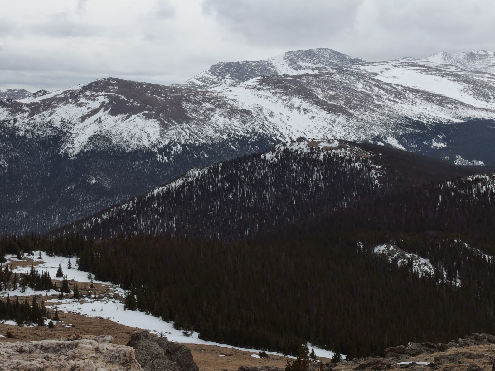 Hiking Rocky Mountain National Park: Signal Mountain in Winter.